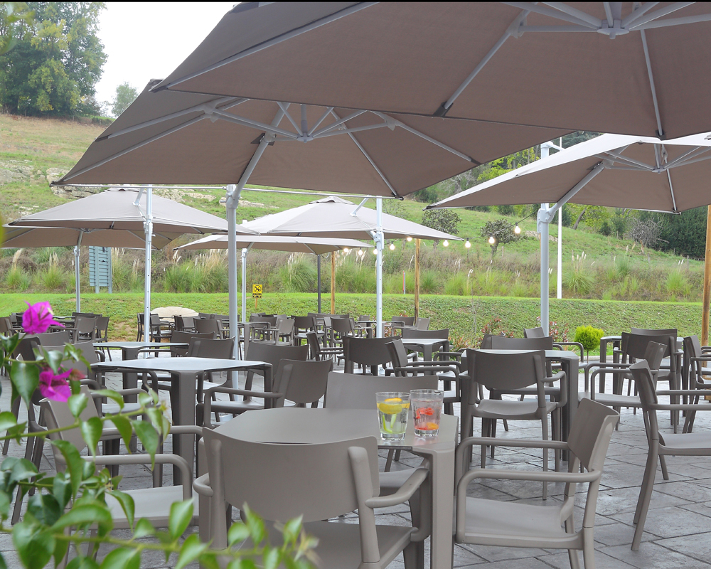 Mueble de España - Projects - La finca restaurant