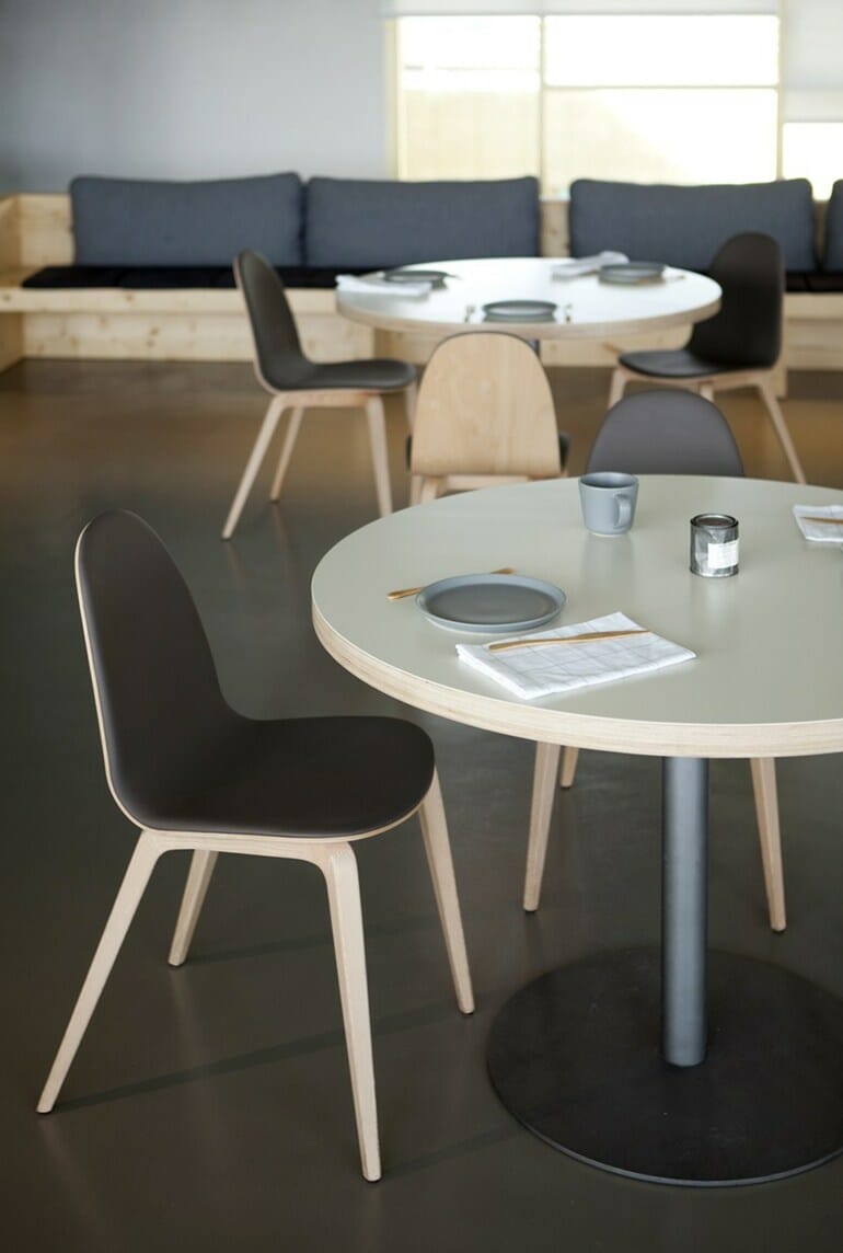 Mueble de España - Products - BOB contract chair