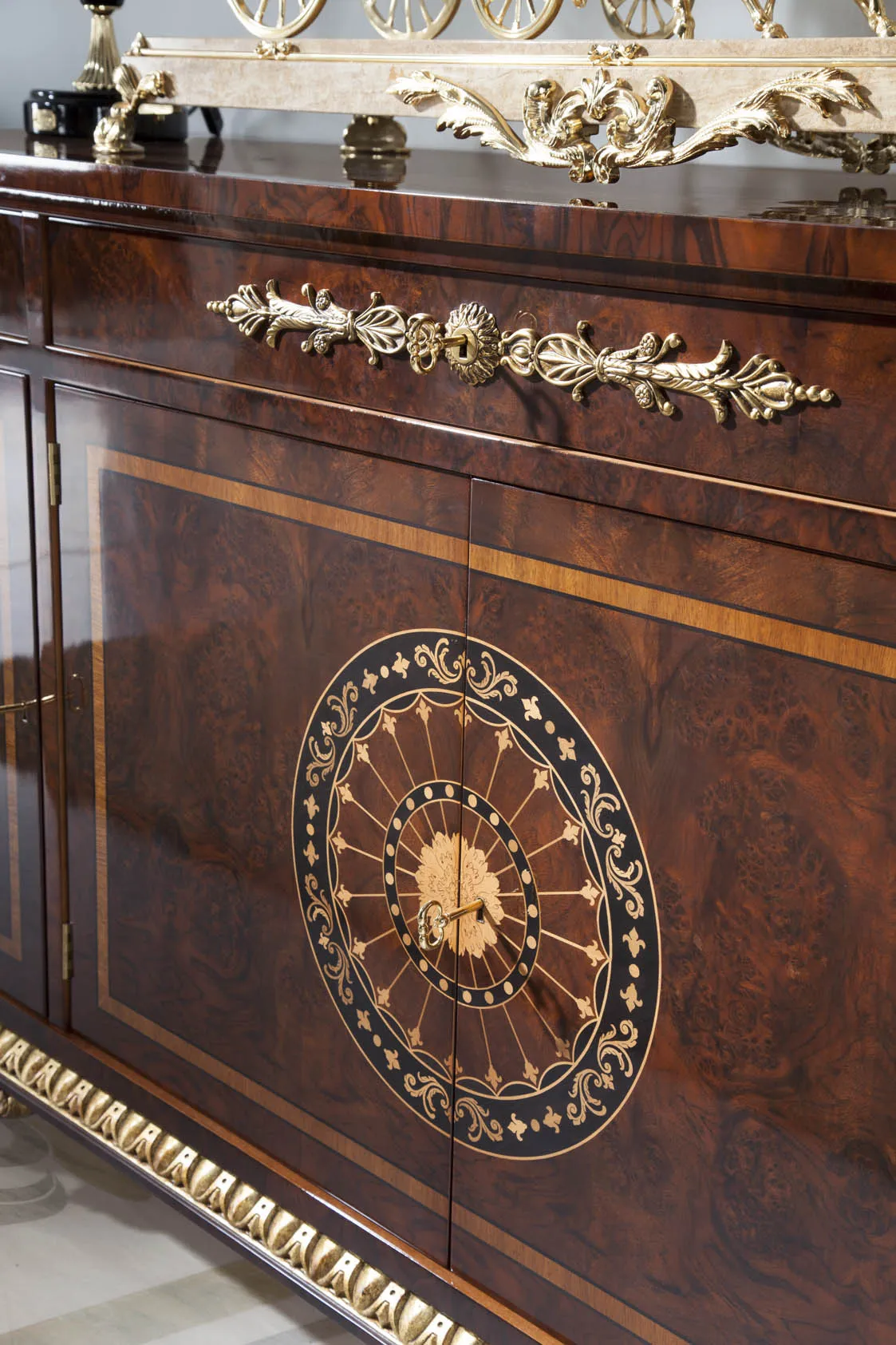 Mueble de España - Products - RITZ Collection – dining set