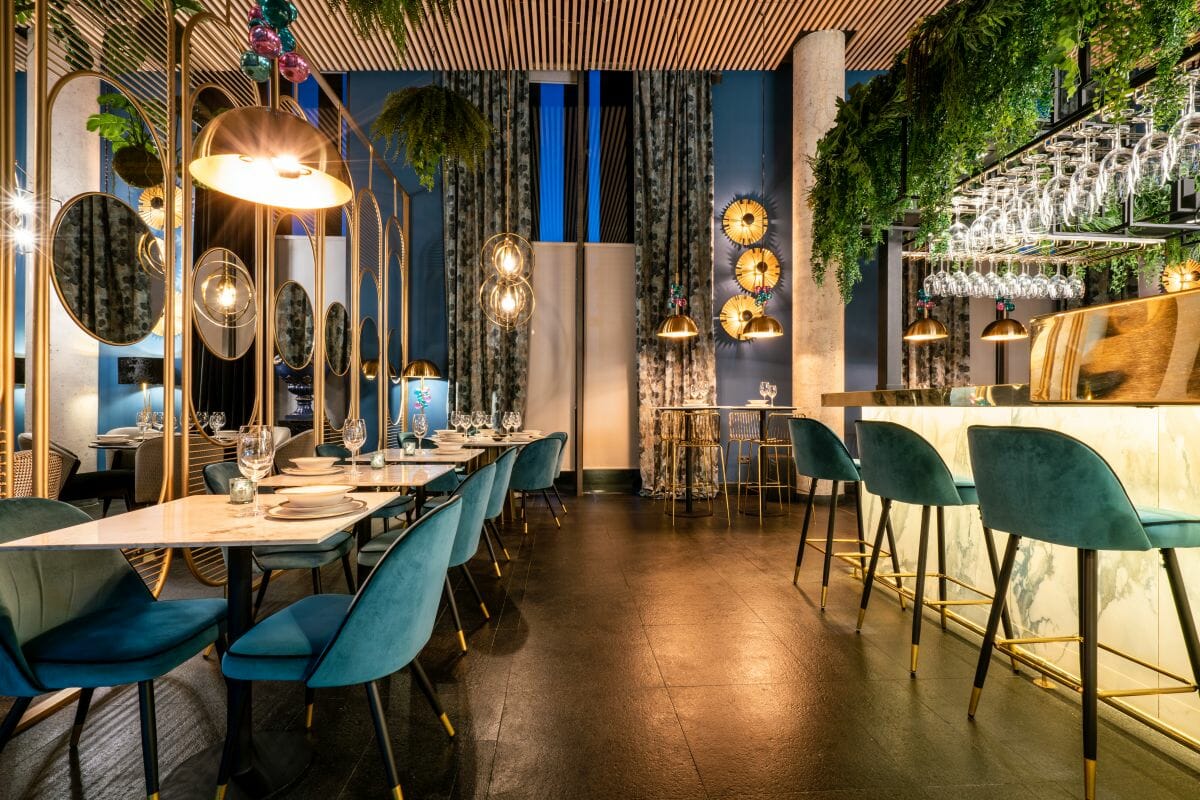 Mueble de España - Projects - MOMA EXPERIENCE RESTAURANT