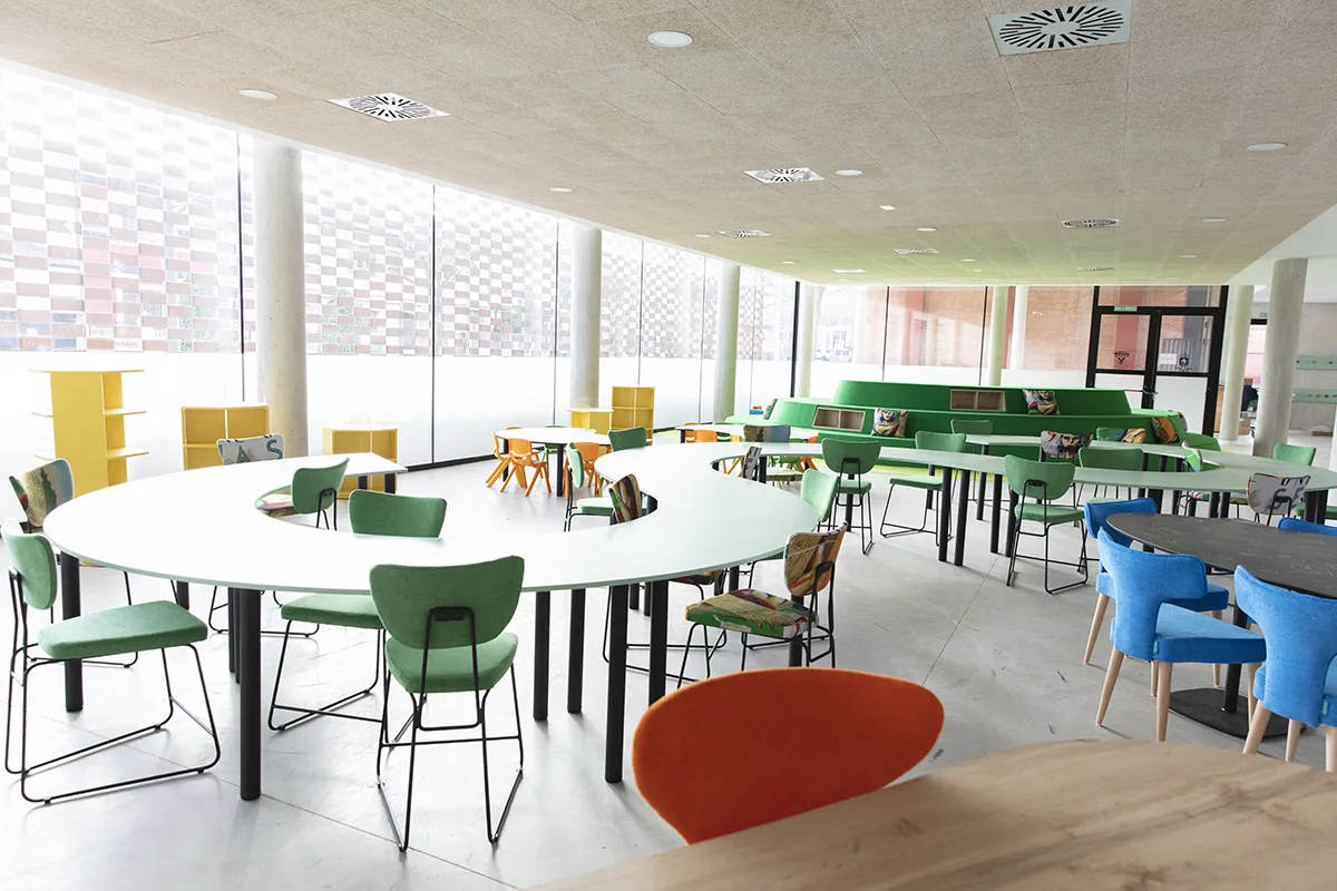 Mueble de España - Projects - ‘La Alameda’ reading room