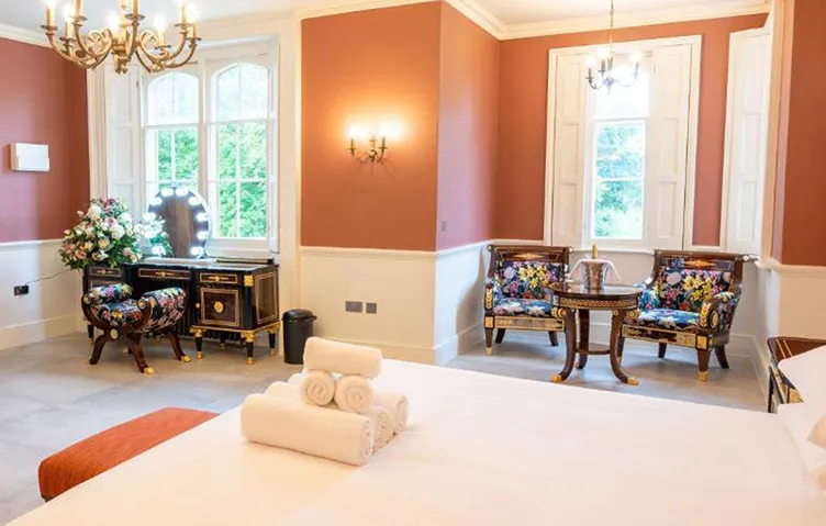 Mueble de España - Proyectos - Hotel Weston Manor