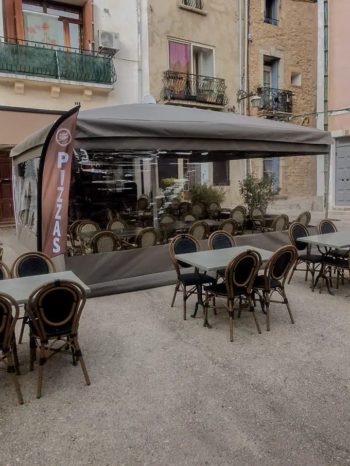 Mueble de España - Products - Terrace & parasol enclosure